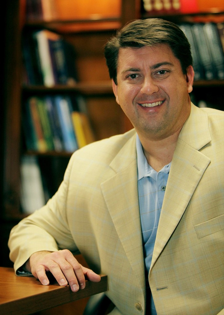 Dr. Kube is named a spine surgeon leader to know
